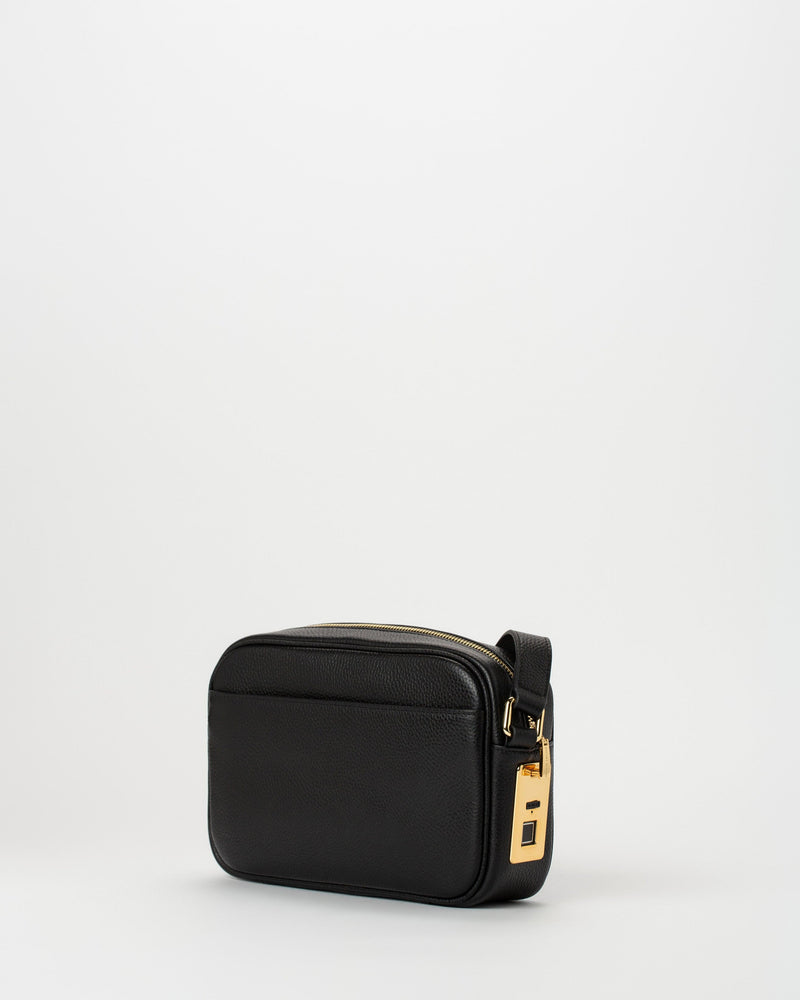Smart Bags for Men | Anti-Theft, Trackable, Smart Bags | The Smart Bag